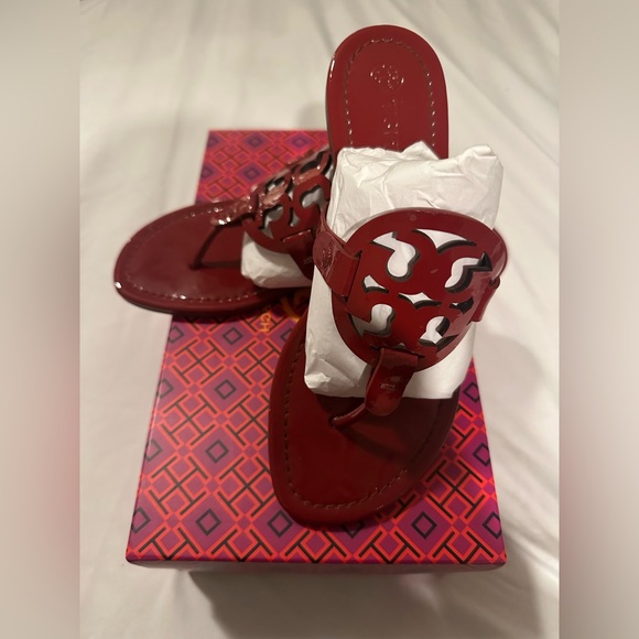 Tory Burch | Shoes | Tory Burch Berry Sandals | Poshmark